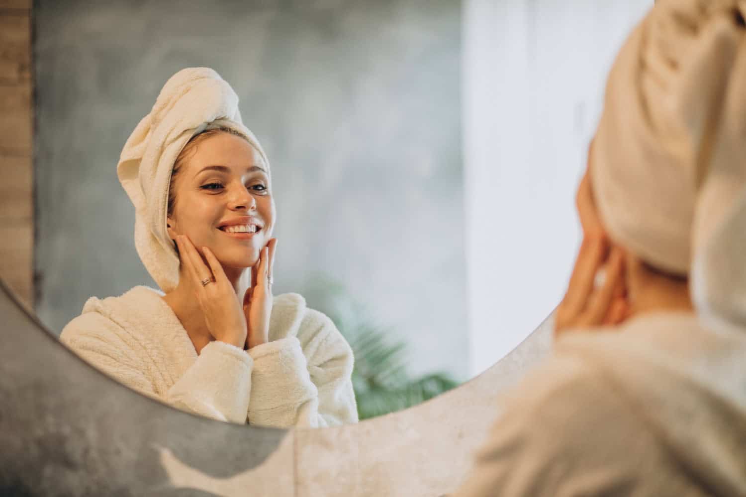 Dead Skin on Face? Causes, Removal Tips & Best Skincare Routine ...